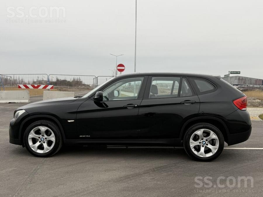 Melns BMW X1 2010 Liepāja, ar dzinēja tilpumu 2.00 L un nobraukumu 212 tūkst. km par 7400 €, foto 7 vietnē AUTOMOTO.COM.LV