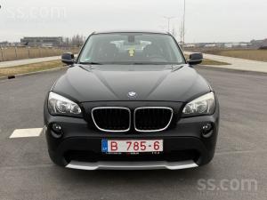 Melns BMW X1 2010 Liepāja, ar dzinēja tilpumu 2.00 L un nobraukumu 212 tūkst. km par 7400 €, foto 8 vietnē AUTOMOTO.COM.LV