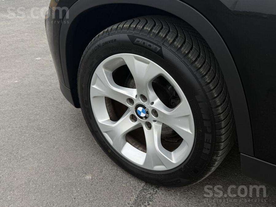 Melns BMW X1 2010 Liepāja, ar dzinēja tilpumu 2.00 L un nobraukumu 212 tūkst. km par 7400 €, foto 10 vietnē AUTOMOTO.COM.LV