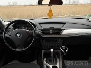 Melns BMW X1 2010 Liepāja, ar dzinēja tilpumu 2.00 L un nobraukumu 212 tūkst. km par 7400 €, foto 19 vietnē AUTOMOTO.COM.LV