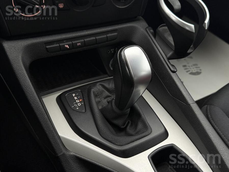Melns BMW X1 2010 Liepāja, ar dzinēja tilpumu 2.00 L un nobraukumu 212 tūkst. km par 7400 €, foto 24 vietnē AUTOMOTO.COM.LV