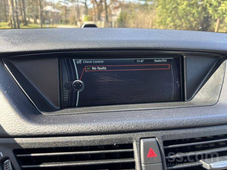 Melns BMW X1 2010 Rīga, ar dzinēja tilpumu 2.00 L un nobraukumu 209 tūkst. km par 6500 €, foto 12 vietnē AUTOMOTO.COM.LV