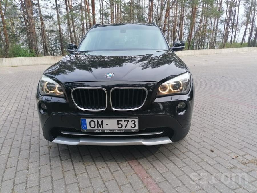 Black BMW X1 2010 in Jurmala, with an engine capacity of 2.00 L and mileage of 229 thousand km for 6750 €, photo 3 on AUTOMOTO.COM.LV
