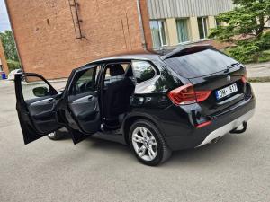 Черный БМВ Х1 2010 в Екабпилс, объемом двигателя 2.00 л и пробегом 253 тыс. км за 6990 €, фото 16 на AUTOMOTO.COM.LV