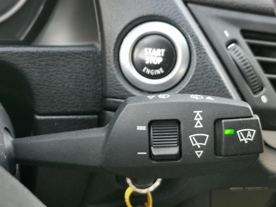 Melns BMW X1 2010 Rīga, ar dzinēja tilpumu 2.00 L un nobraukumu 247 tūkst. km par 7450 €, foto 12 vietnē AUTOMOTO.COM.LV
