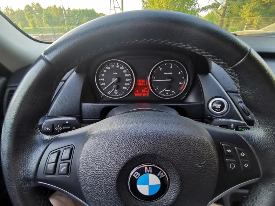 Melns BMW X1 2010 Rīga, ar dzinēja tilpumu 2.00 L un nobraukumu 247 tūkst. km par 7450 €, foto 15 vietnē AUTOMOTO.COM.LV