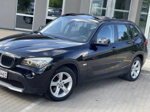 Black BMW X1 2010 in Jurmala, with an engine capacity of 2.00 L and mileage of 286 thousand km for 5850 €, photo 13 on AUTOMOTO.COM.LV
