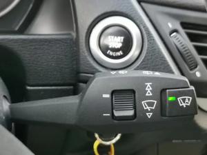 Black BMW X1 2010 in Kuldiga, with an engine capacity of 2.00 L and mileage of 247 thousand km for 7450 €, photo 12 on AUTOMOTO.COM.LV