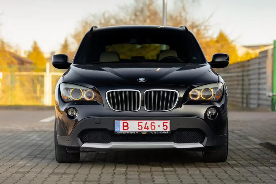 Melns BMW X1 2010 Jelgava, ar dzinēja tilpumu 2.00 L un nobraukumu 242 tūkst. km par 9900 €, foto 4 vietnē AUTOMOTO.COM.LV