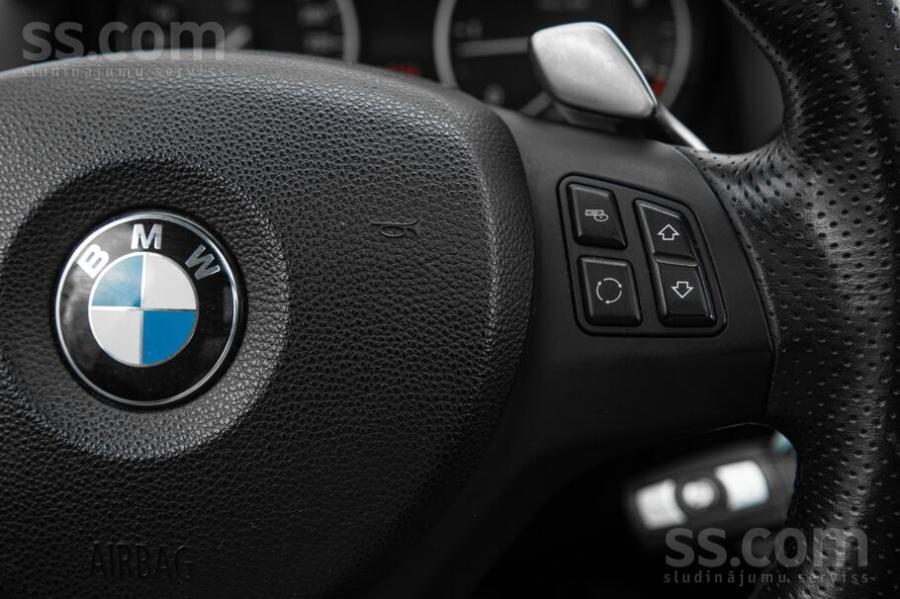 Black BMW X1 2010 in Riga, with an engine capacity of 2.00 L and mileage of 276 thousand km for 8250 €, photo 20 on AUTOMOTO.COM.LV