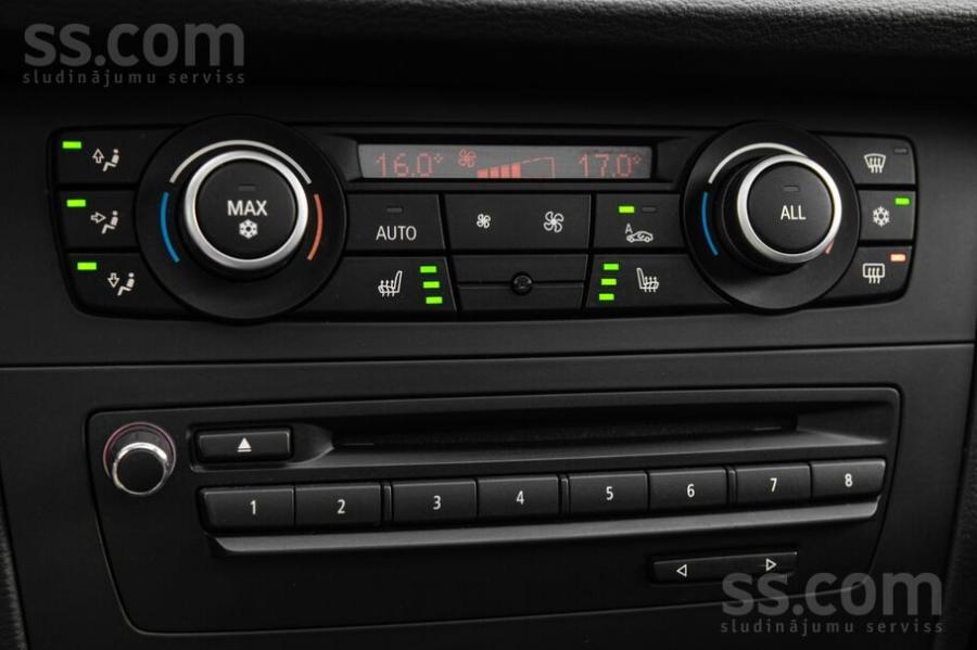 Black BMW X1 2010 in Riga, with an engine capacity of 2.00 L and mileage of 276 thousand km for 8250 €, photo 23 on AUTOMOTO.COM.LV