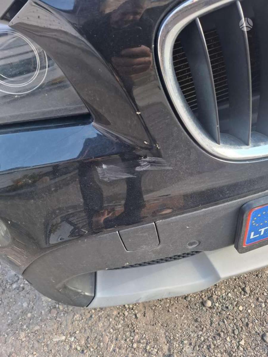 Black BMW X1 2010 in Alytus, with an engine capacity of 2.00 L and mileage of 262 thousand km for 5700 €, photo 12 on AUTOMOTO.COM.LV