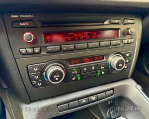 Melns BMW X1 2010 Tallina, ar dzinēja tilpumu 2.00 L un nobraukumu 254 tūkst. km par 6999 €, foto 16 vietnē AUTOMOTO.COM.LV