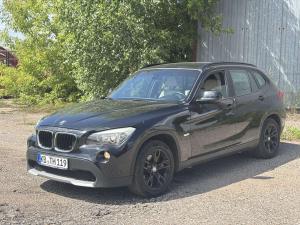 Melns BMW X1 2010 Utena, ar dzinēja tilpumu 2.00 L un nobraukumu 214 tūkst. km par 4850 €, foto  vietnē AUTOMOTO.COM.LV