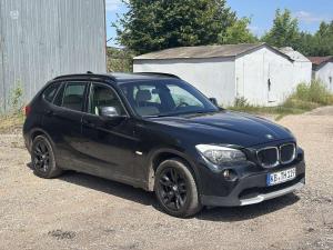 Melns BMW X1 2010 Utena, ar dzinēja tilpumu 2.00 L un nobraukumu 214 tūkst. km par 4850 €, foto 3 vietnē AUTOMOTO.COM.LV