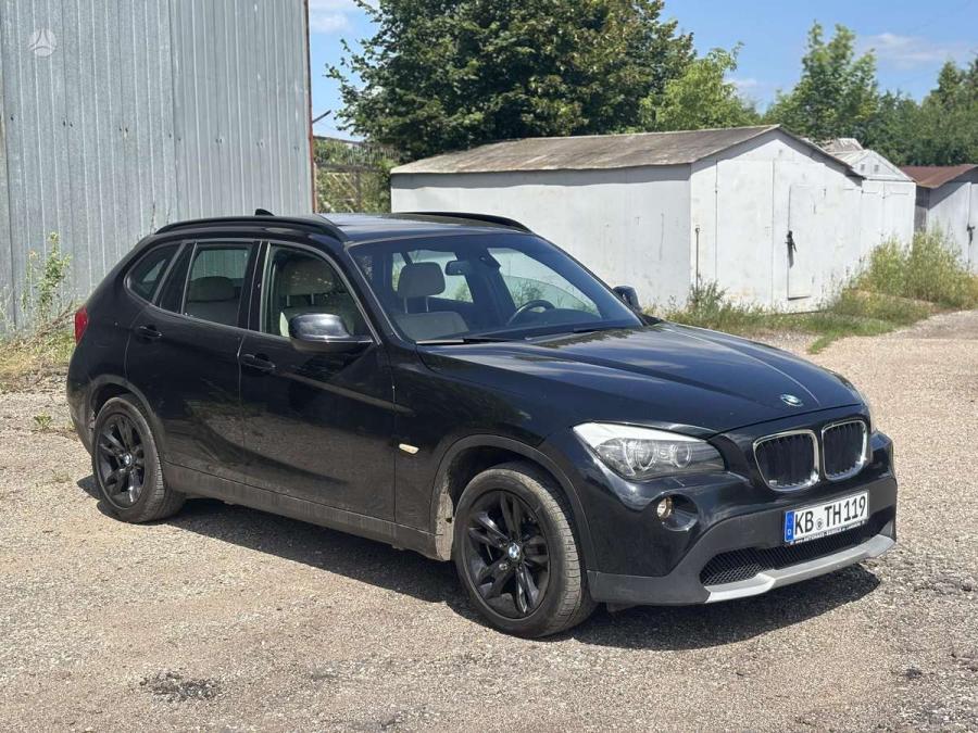 Melns BMW X1 2010 Utena, ar dzinēja tilpumu 2.00 L un nobraukumu 214 tūkst. km par 4850 €, foto 3 vietnē AUTOMOTO.COM.LV