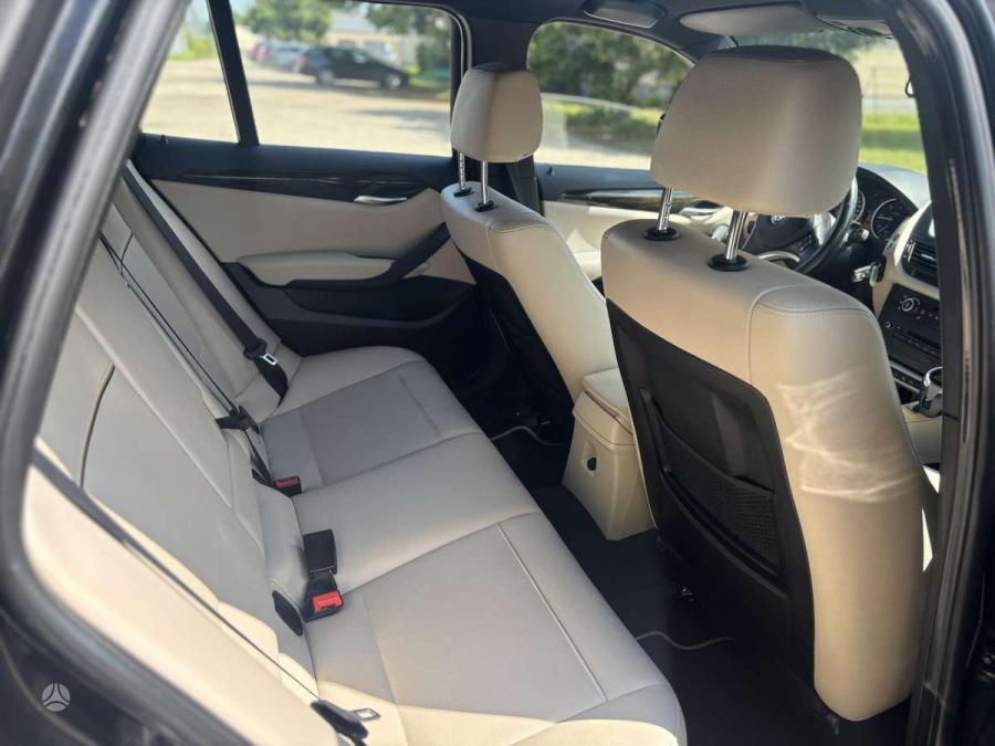 Melns BMW X1 2010 Utena, ar dzinēja tilpumu 2.00 L un nobraukumu 214 tūkst. km par 4850 €, foto 8 vietnē AUTOMOTO.COM.LV