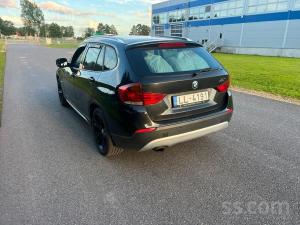 Черный БМВ Х1 2010 в Рига, объемом двигателя 2.00 л и пробегом 214 тыс. км за 6300 €, фото 5 на AUTOMOTO.COM.LV