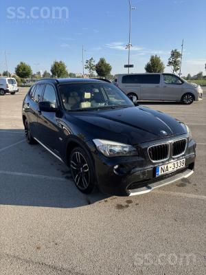 Melns BMW X1 2010 Rīga, ar dzinēja tilpumu 2.00 L un nobraukumu 316 tūkst. km par 8500 €, foto 3 vietnē AUTOMOTO.COM.LV