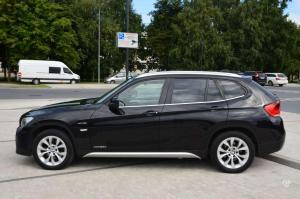 Black BMW X1 2010 in Siauliai, with an engine capacity of 2.00 L and mileage of 315 thousand km for 6200 €, photo 13 on AUTOMOTO.COM.LV