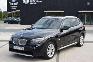 Black BMW X1 2010 in Siauliai, with an engine capacity of 2.00 L and mileage of 315 thousand km for 6200 €, photo 16 on AUTOMOTO.COM.LV