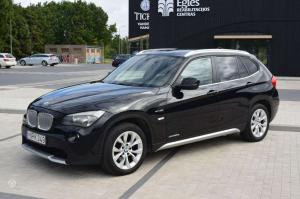 Black BMW X1 2010 in Siauliai, with an engine capacity of 2.00 L and mileage of 315 thousand km for 6200 €, photo 17 on AUTOMOTO.COM.LV