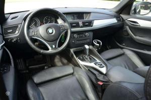 Black BMW X1 2010 in Siauliai, with an engine capacity of 2.00 L and mileage of 315 thousand km for 6200 €, photo 22 on AUTOMOTO.COM.LV