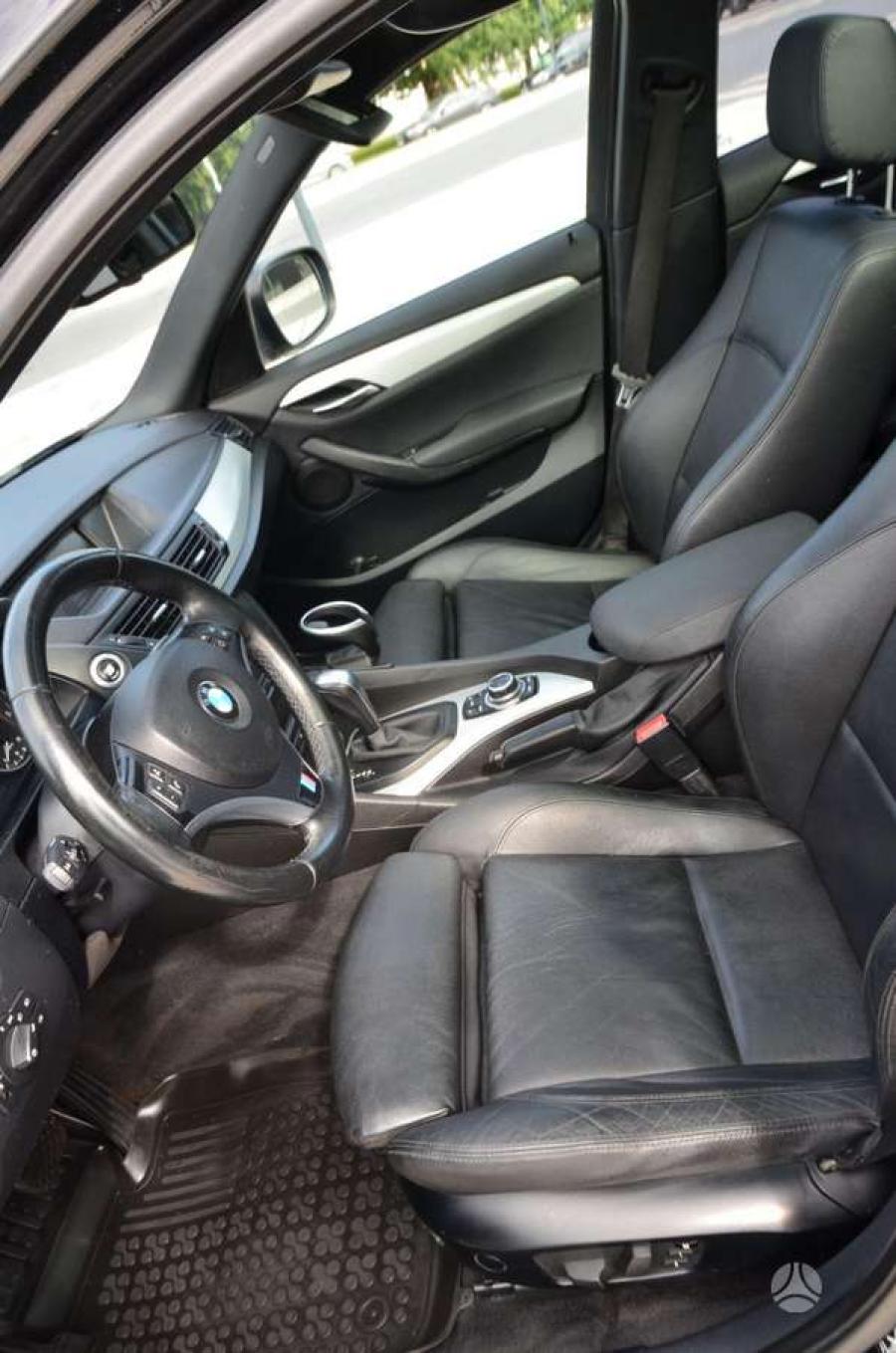 Black BMW X1 2010 in Siauliai, with an engine capacity of 2.00 L and mileage of 315 thousand km for 6200 €, photo 23 on AUTOMOTO.COM.LV