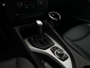 Melns BMW X1 2010 Viļņa, ar dzinēja tilpumu 2.00 L un nobraukumu 300 tūkst. km par 6999 €, foto 18 vietnē AUTOMOTO.COM.LV