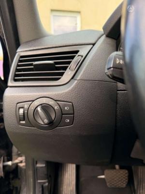 Melns BMW X1 2010 Viļņa, ar dzinēja tilpumu 2.00 L un nobraukumu 345 tūkst. km par 5000 €, foto 10 vietnē AUTOMOTO.COM.LV