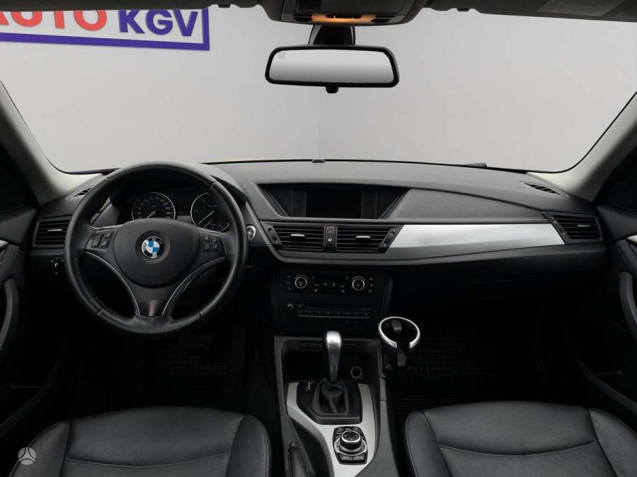 Melns BMW X1 2010 Viļņa, ar dzinēja tilpumu 2.00 L un nobraukumu 300 tūkst. km par 6999 €, foto 13 vietnē AUTOMOTO.COM.LV