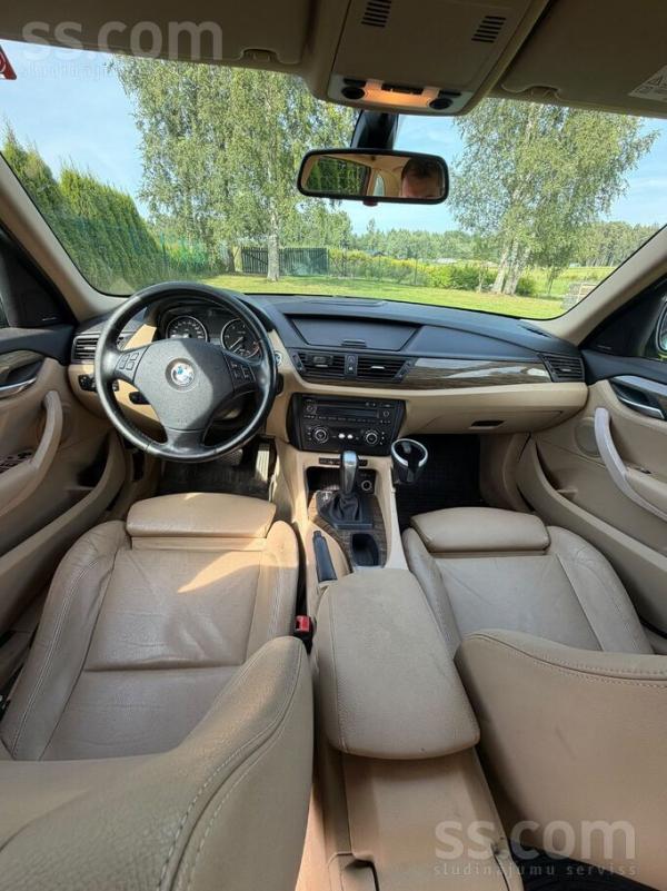 Melns BMW X1 2010 Rīga, ar dzinēja tilpumu 2.00 L un nobraukumu 274 tūkst. km par 6000 €, foto 5 vietnē AUTOMOTO.COM.LV