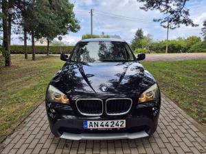 Black BMW X1 2010 in Utena, with an engine capacity of 3.00 L and mileage of 290 thousand km for 3490 €, photo 8 on AUTOMOTO.COM.LV