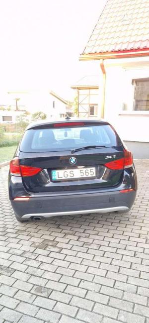 Melns BMW X1 2010 Viļņa, ar dzinēja tilpumu 2.00 L un nobraukumu 340 tūkst. km par 4200 €, foto 8 vietnē AUTOMOTO.COM.LV