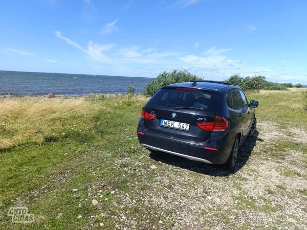 BMW X1 2010 Viļņa vietnē Melns BMW X1 2010 Viļņa, ar dzinēja tilpumu 2.00 L un nobraukumu 230 tūkst. km par 5300 €, foto 7 vietnē AUTOMOTO.COM.LV
