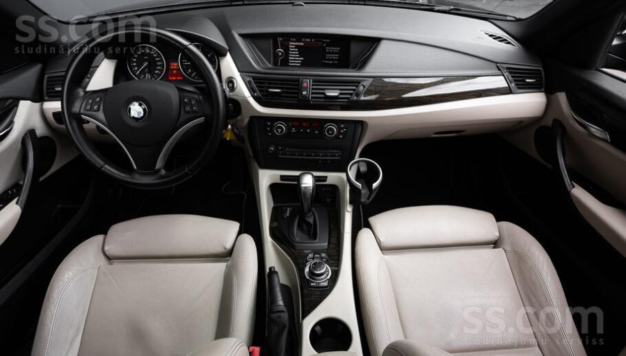 Melns BMW X1 2010 Jelgava, ar dzinēja tilpumu 2.00 L un nobraukumu 0 tūkst. km par 7900 €, foto 11 vietnē AUTOMOTO.COM.LV
