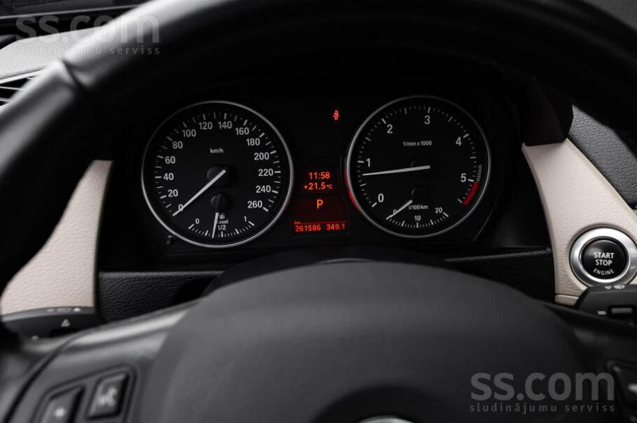Melns BMW X1 2010 Jelgava, ar dzinēja tilpumu 2.00 L un nobraukumu 0 tūkst. km par 7900 €, foto 29 vietnē AUTOMOTO.COM.LV