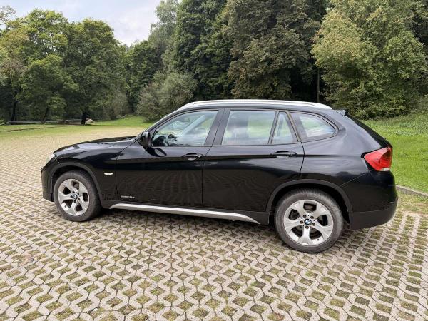 Melns BMW X1 2010 Viļņa, ar dzinēja tilpumu 2.00 L un nobraukumu 320 tūkst. km par 5200 €, foto 7 vietnē AUTOMOTO.COM.LV