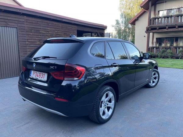 Melns BMW X1 2010 Druskininkai, ar dzinēja tilpumu 2.00 L un nobraukumu 255 tūkst. km par 5990 €, foto 7 vietnē AUTOMOTO.COM.LV