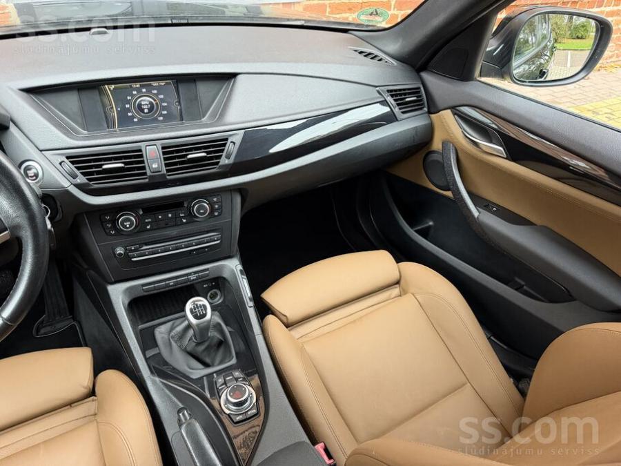 Черный БМВ Х1 2010 в Рига, объемом двигателя 2.00 л и пробегом 220 тыс. км за 6750 €, фото 23 на AUTOMOTO.COM.LV