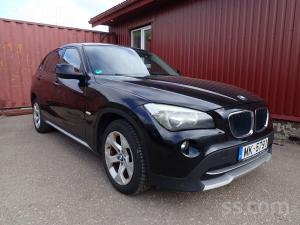 Melns BMW X1 2011 Liepāja, ar dzinēja tilpumu 2.00 L un nobraukumu 269 tūkst. km par 10300 €, foto 1 vietnē AUTOMOTO.COM.LV