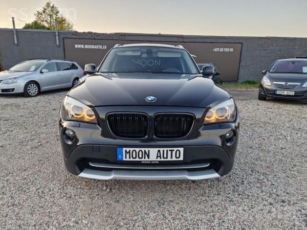 Melns BMW X1 2011 Liepāja, ar dzinēja tilpumu 2.00 L un nobraukumu 284 tūkst. km par 16000 €, foto 2 vietnē AUTOMOTO.COM.LV