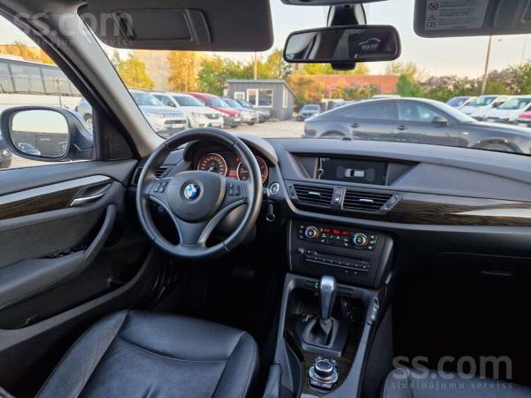 Melns BMW X1 2011 Liepāja, ar dzinēja tilpumu 2.00 L un nobraukumu 284 tūkst. km par 16000 €, foto 9 vietnē AUTOMOTO.COM.LV