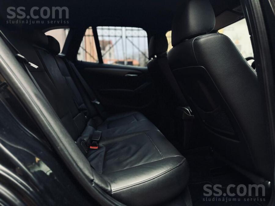 Melns BMW X1 2011 Cēsis, ar dzinēja tilpumu 2.00 L un nobraukumu 0 tūkst. km par 7990 €, foto 11 vietnē AUTOMOTO.COM.LV