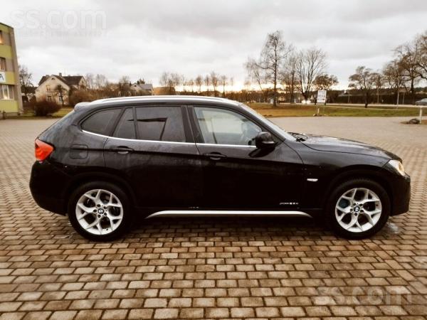 Melns BMW X1 2011 Jelgava, ar dzinēja tilpumu 2.00 L un nobraukumu 292 tūkst. km par 6700 €, foto 2 vietnē AUTOMOTO.COM.LV