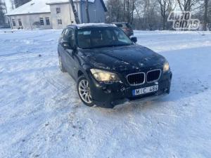 Black BMW X1 2011 in Prienai, with an engine capacity of 2.00 L and mileage of 296 thousand km for 5500 €, photo 7 on AUTOMOTO.COM.LV