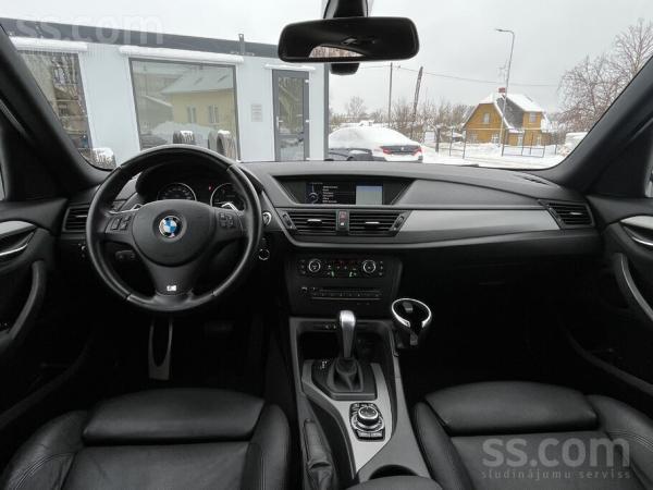 Black BMW X1 2011 in Gulbene, with an engine capacity of 2.00 L and mileage of 0 thousand km for 9990 €, photo 9 on AUTOMOTO.COM.LV