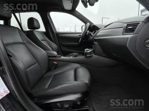 Black BMW X1 2011 in Gulbene, with an engine capacity of 2.00 L and mileage of 0 thousand km for 9990 €, photo 11 on AUTOMOTO.COM.LV