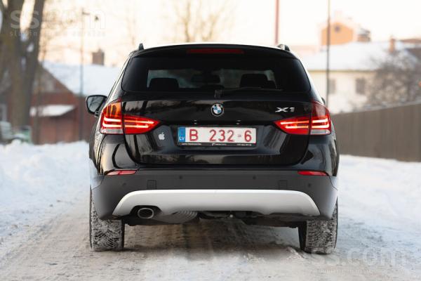 Melns BMW X1 2011 Jelgava, ar dzinēja tilpumu 2.00 L un nobraukumu 223 tūkst. km par 7990 €, foto 5 vietnē AUTOMOTO.COM.LV