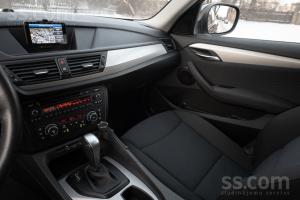 Melns BMW X1 2011 Jelgava, ar dzinēja tilpumu 2.00 L un nobraukumu 223 tūkst. km par 7990 €, foto 16 vietnē AUTOMOTO.COM.LV